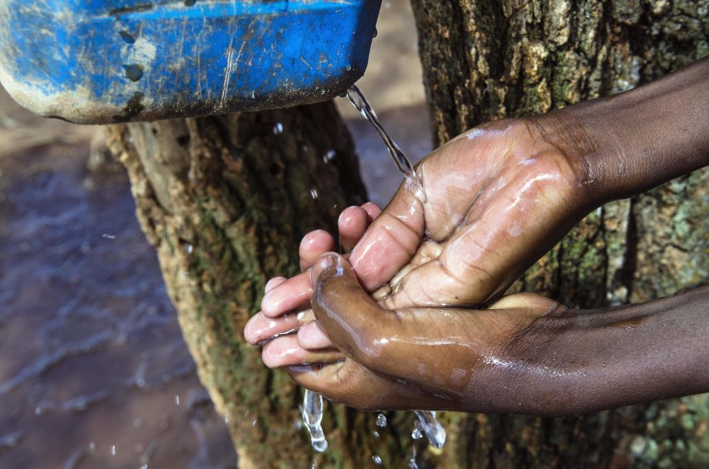El agua es vida - Amref Salud África